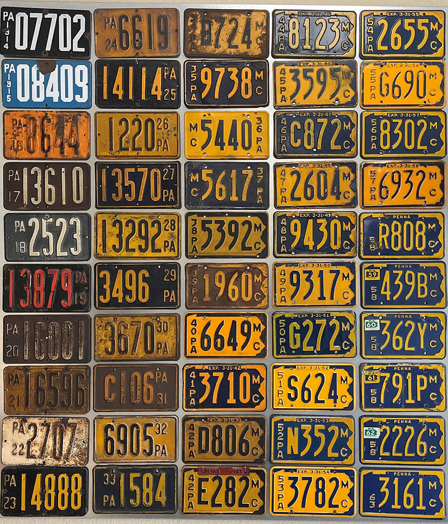 Motoplates - Vintage/Old/Antique Motorcycle License Plates